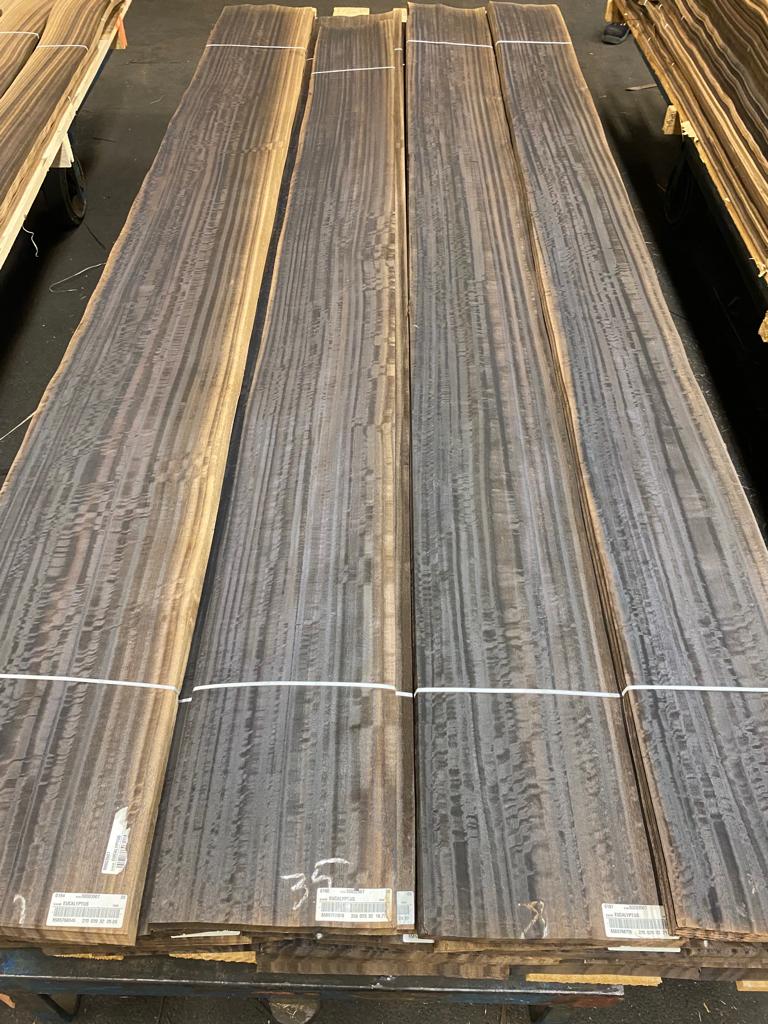 Kouřová dýha - Eukalyptus kouřový rygl | Dyhy.cz