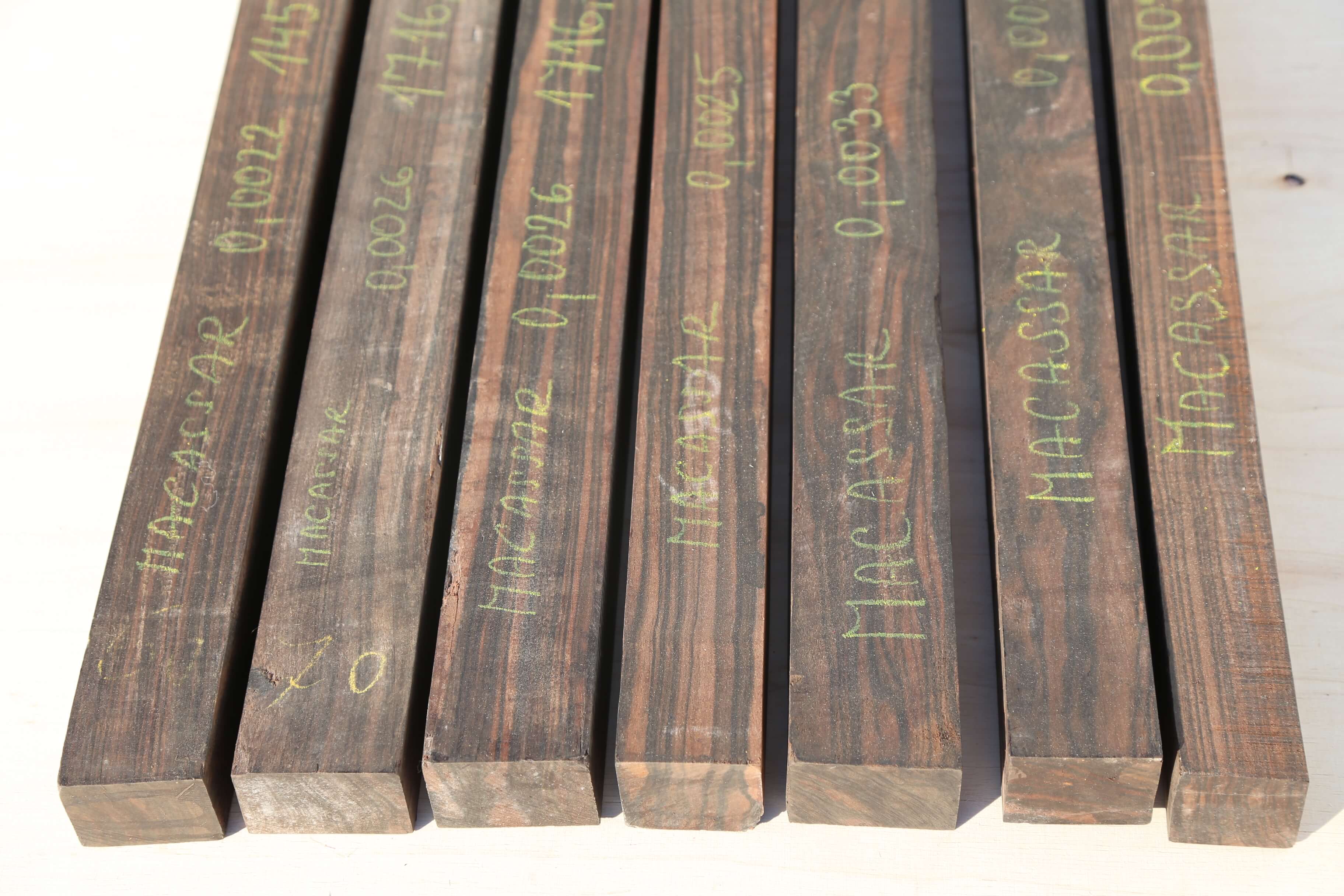 Macassar / Speciality | Dyhy.cz